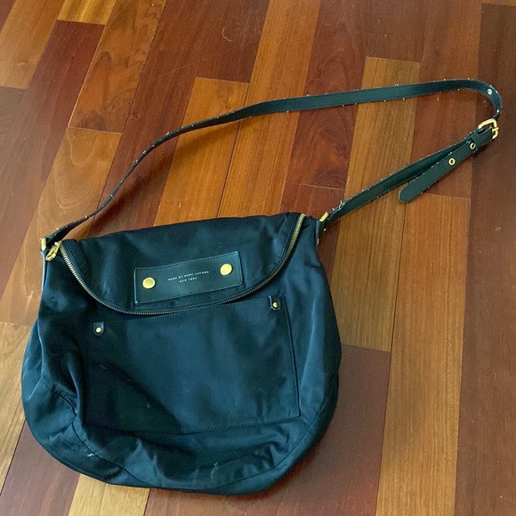 Marc Jacobs | Bags | Marc Jacobs Loved Messenger Bag | Poshmark